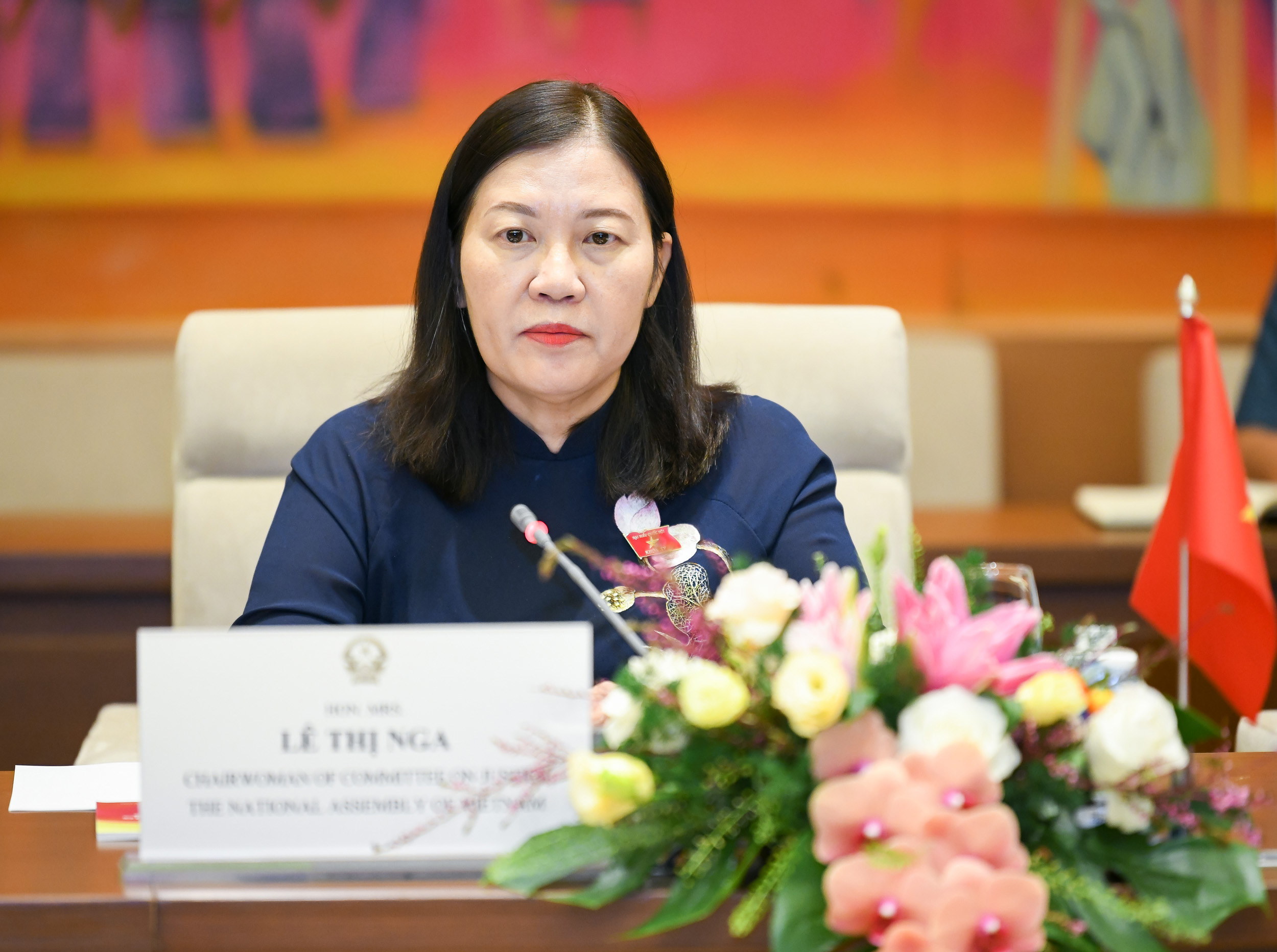 CHỦ NHIỆM ỦY BAN TƯ PHÁP LÊ THỊ NGA CHỦ TRÌ BUỔI LÀM VIỆC VỚI ĐOÀN ỦY ...